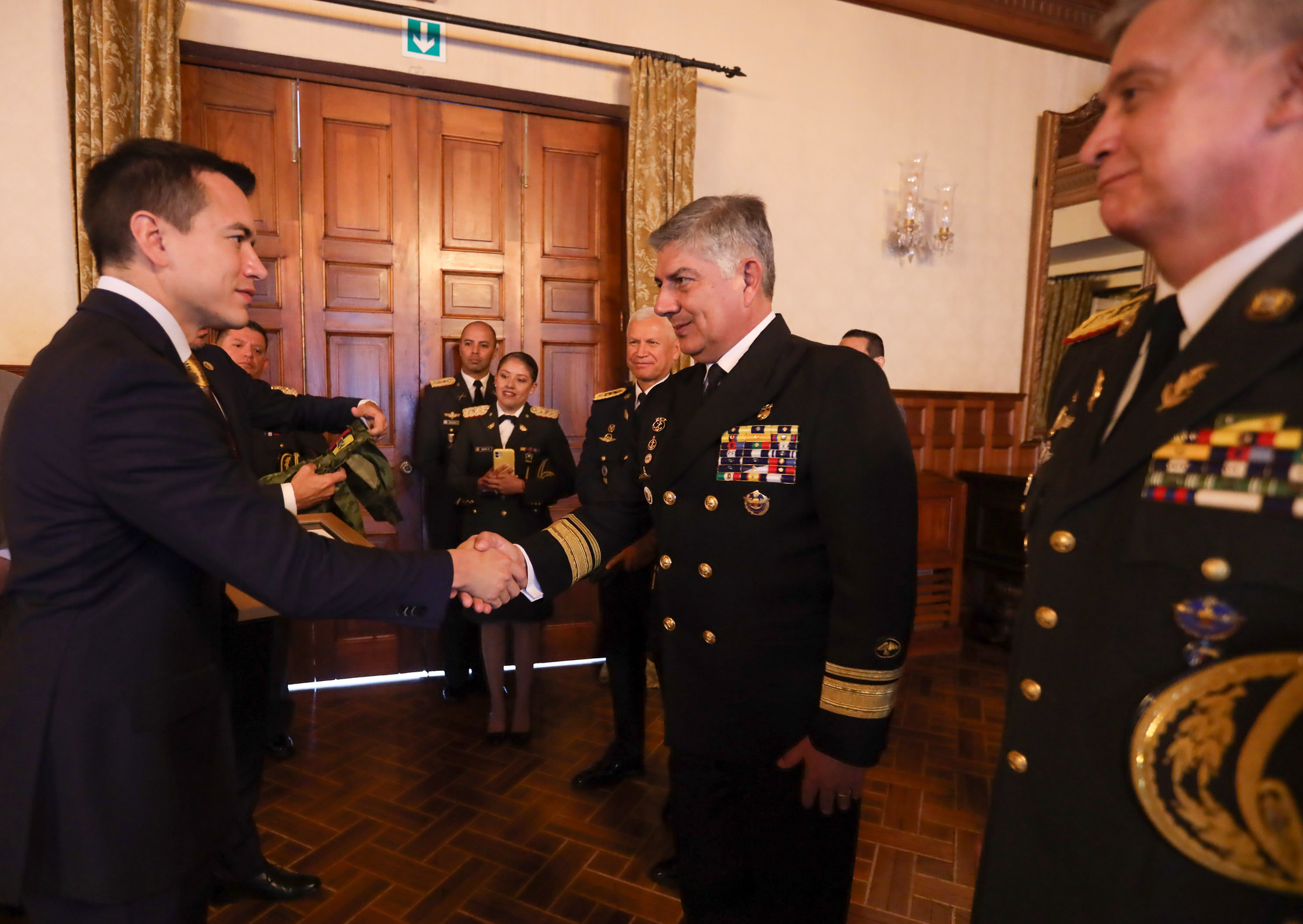 Jefe De Las Fuerzas Armadas Promete “no Lo Vamos A Traicionar Así